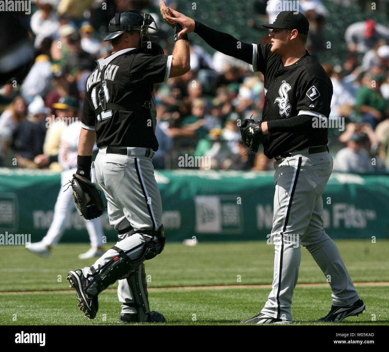 Bobby jenks a j pierzynski hi-res stock photography and images - Alamy