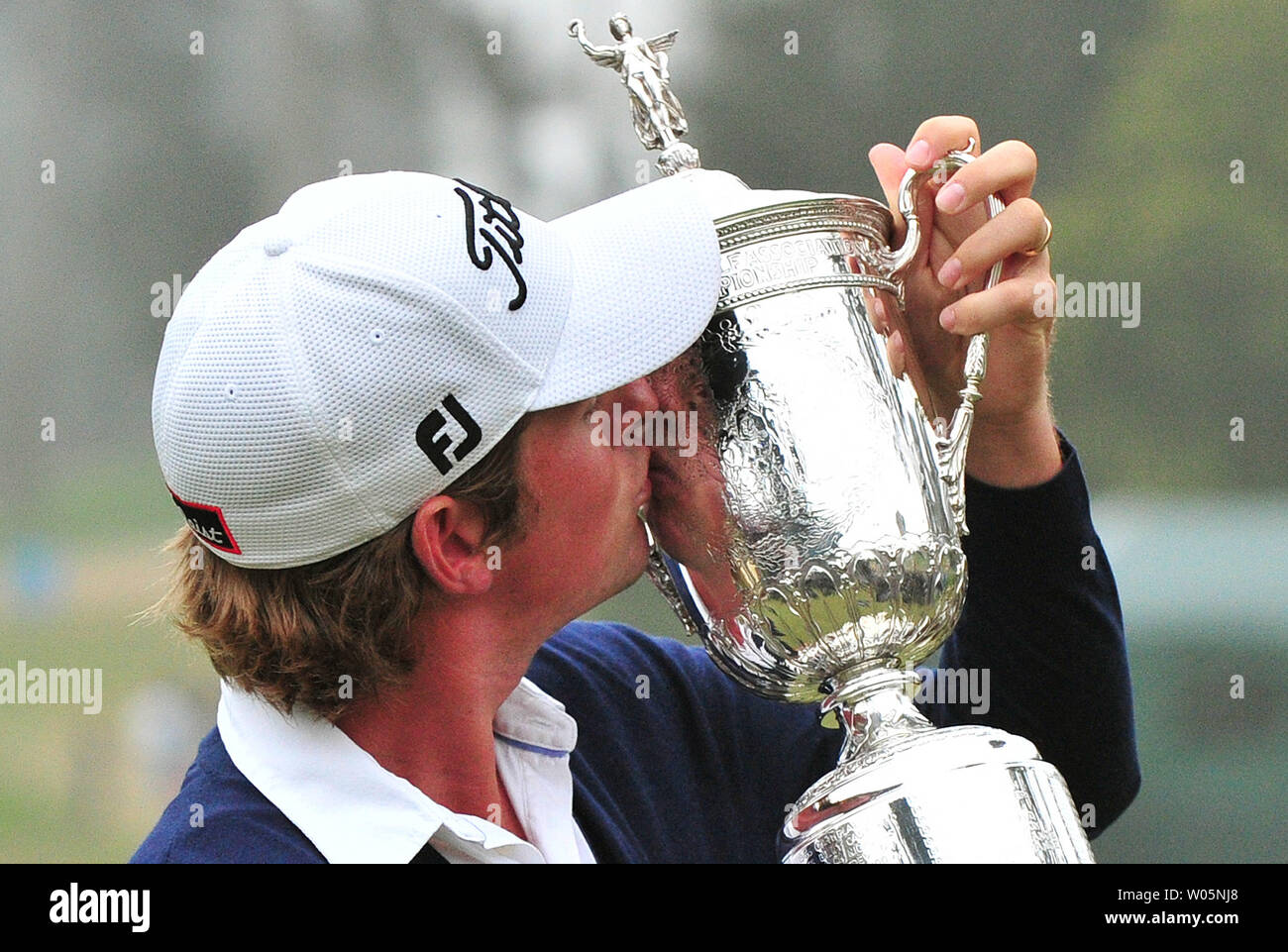 Webb simpson trophy hi-res stock photography and images - Alamy