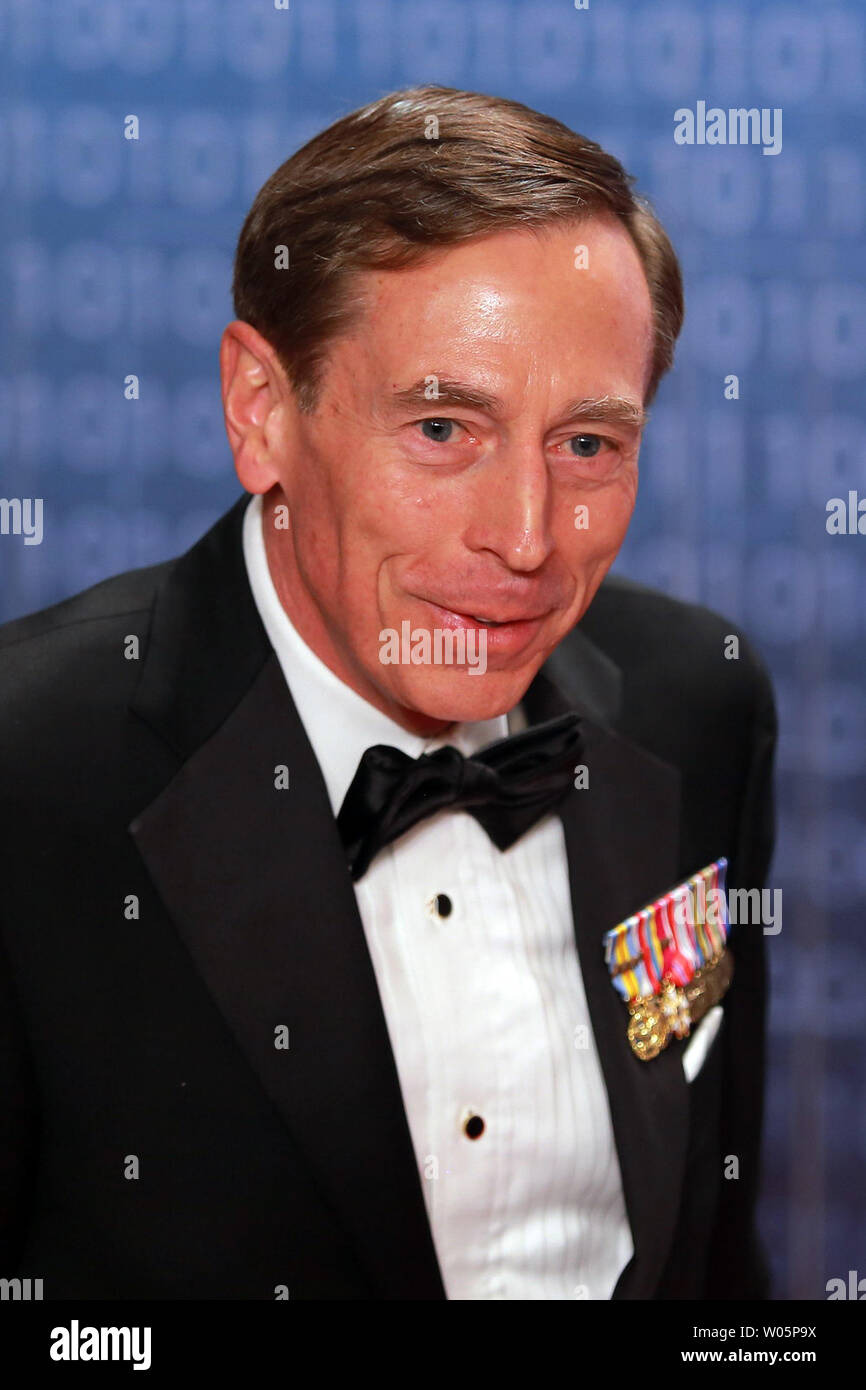 David howell petraeus hi-res stock photography and images - Alamy