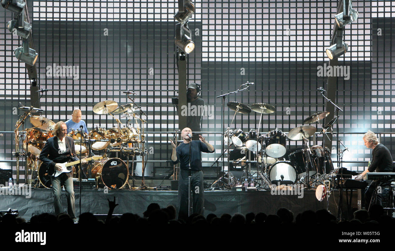 Genesis Turn It On Again Tour