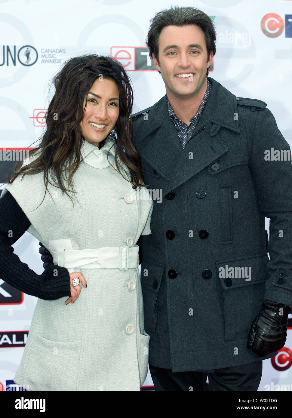 eTalk hosts Tanya Kim and Ben Mulroney work the red carpet for the 2007 ...