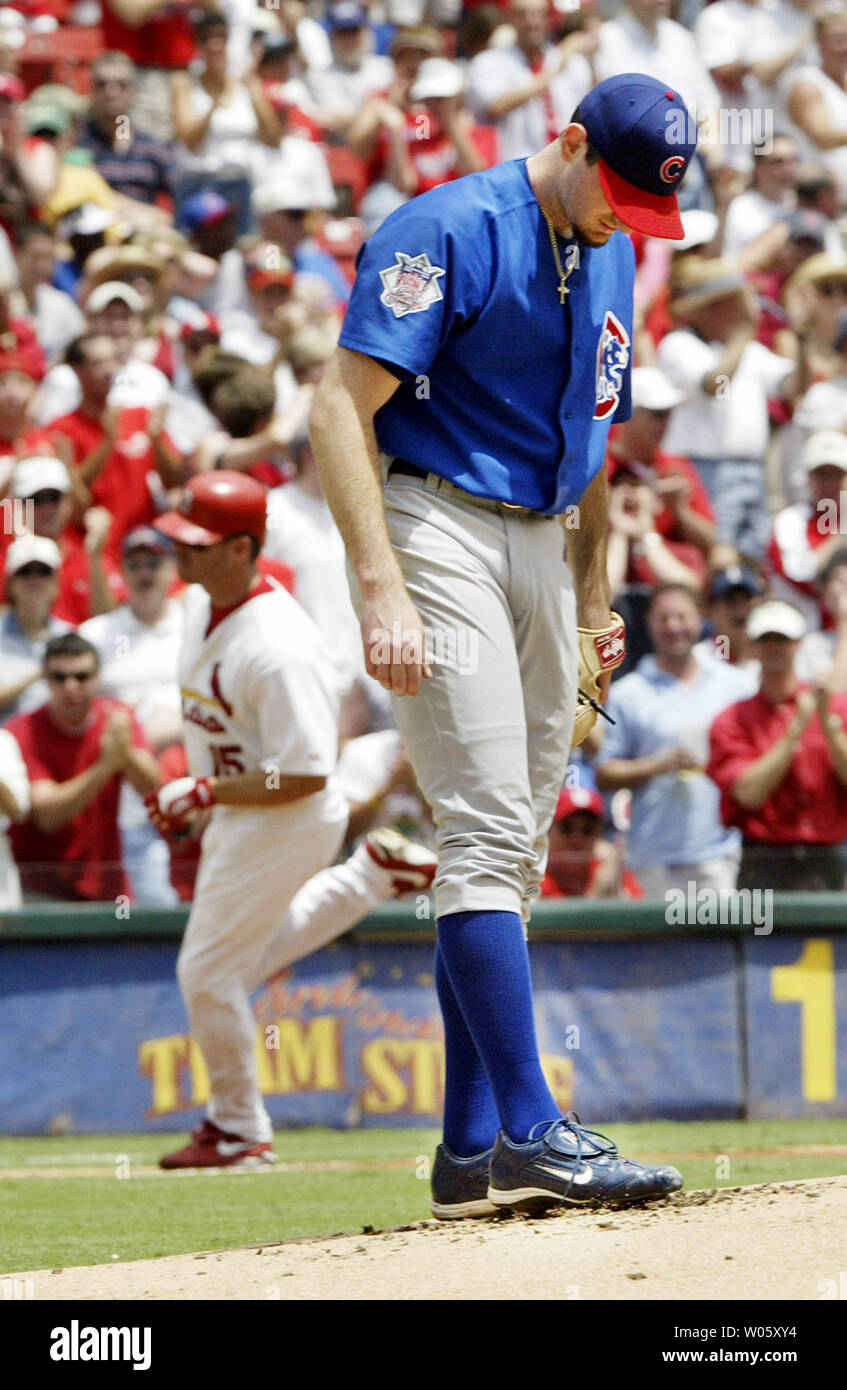 Chicago Cubs pitcher Matt Clement kicks the mound as St. Louis ...