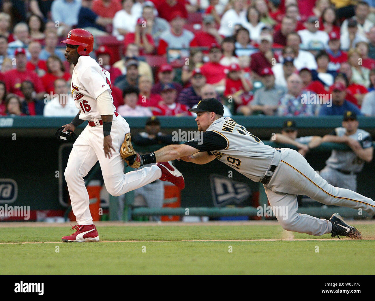 Rundown score hi-res stock photography and images - Alamy