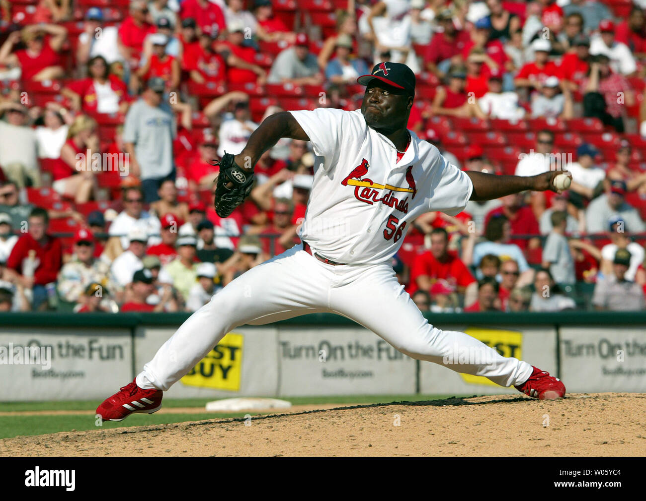 St. Louis Cardinals pitcher Ray King delivers a pitch to the Los ...