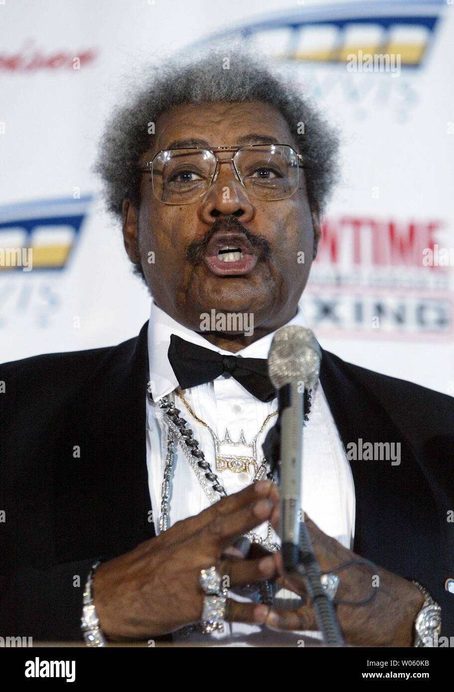 Boxing promoters hi-res stock photography and images - Alamy