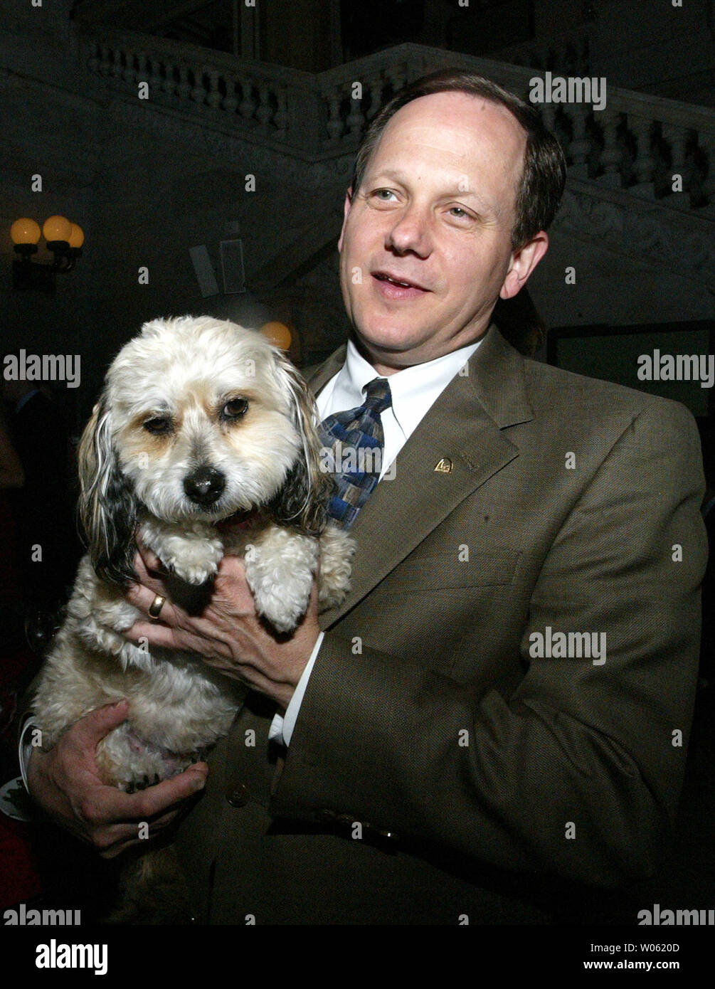 St. Louis Mayor Francis Slay gets a closer look at Princessa, a five ...