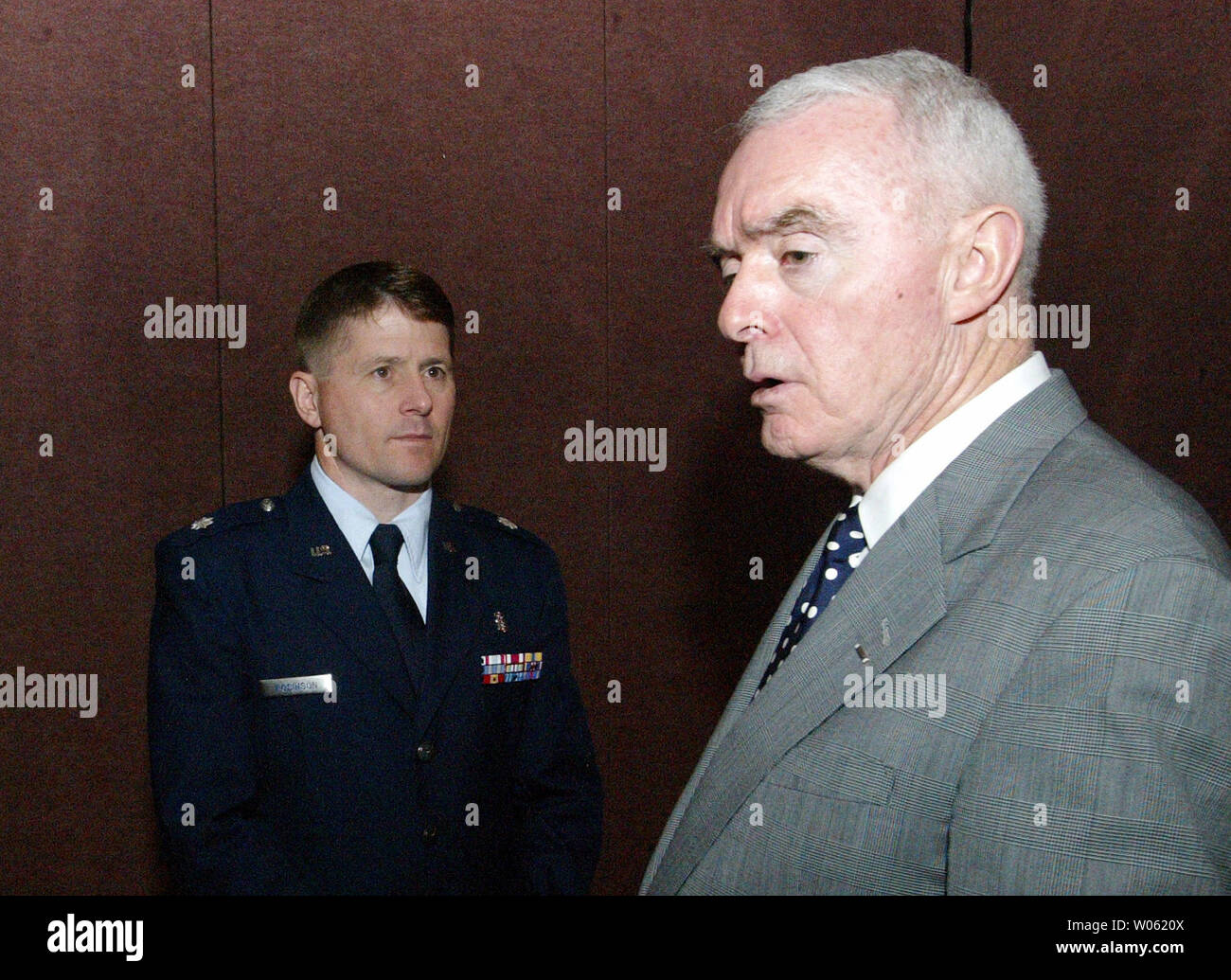 Former U.S. Drug Czar, Barry McCaffrey (R) speaks with Lt. Col. Chris ...