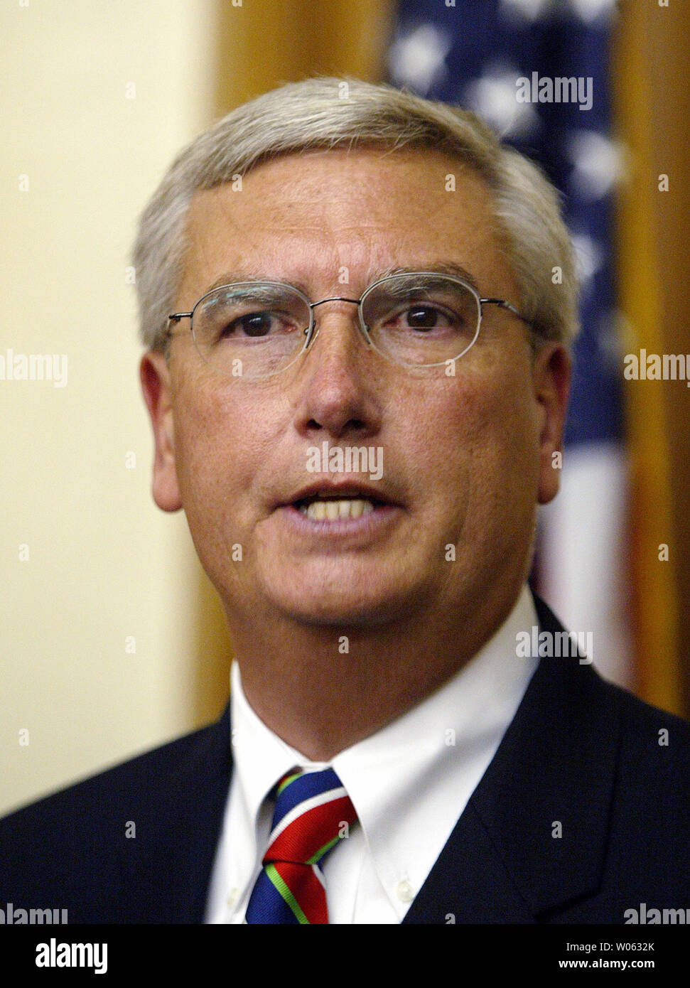 EPA Administrator Stephen L. Johnson addresses a group after presenting ...