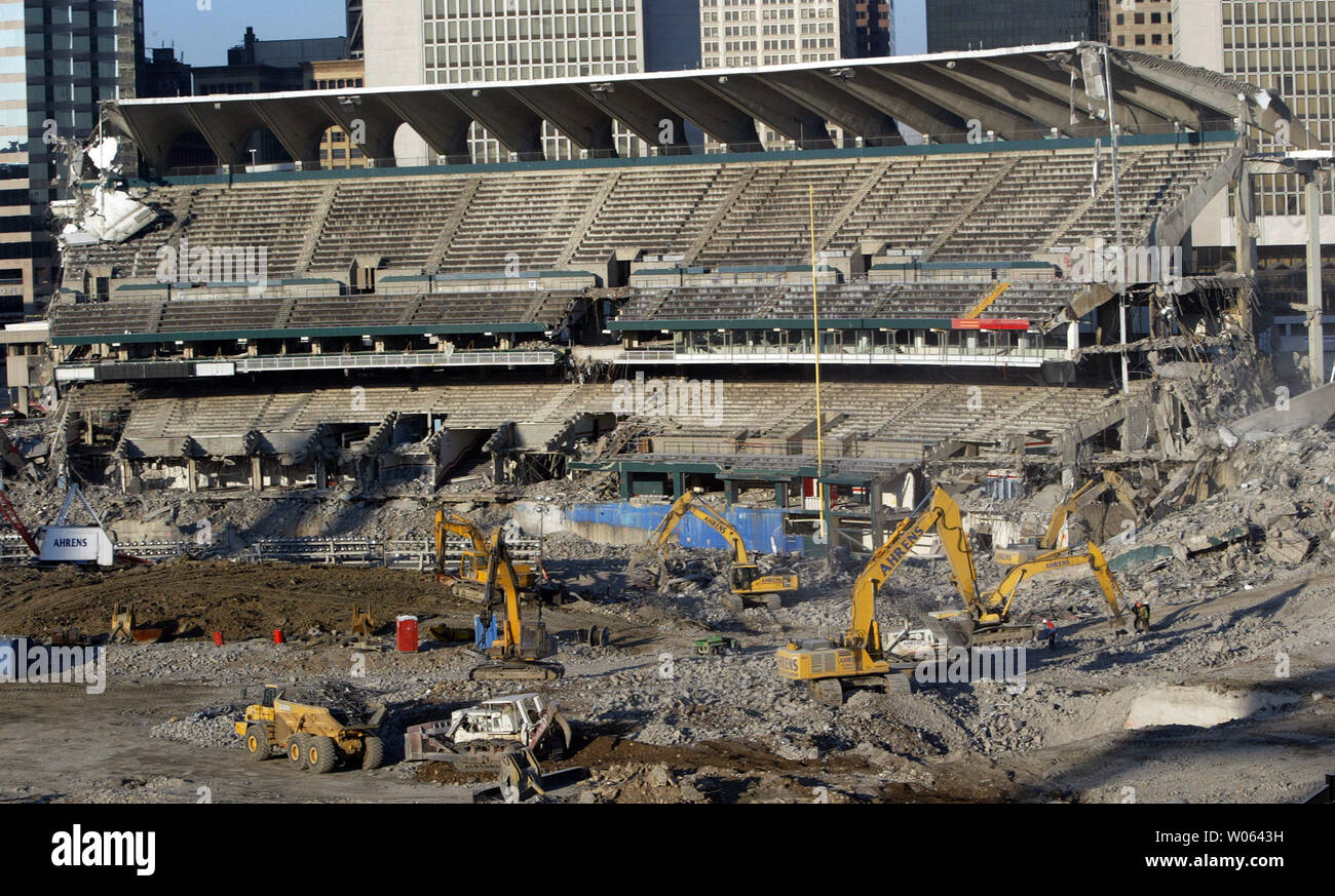 Demolition work continues on the old Busch Stadium in St. Louis on ...