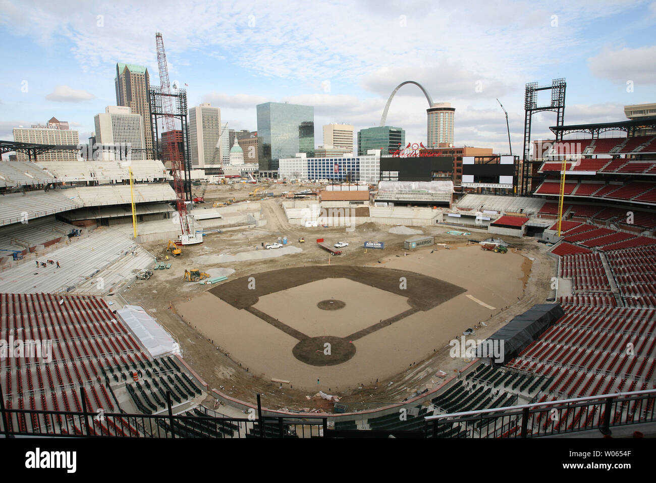 New busch stadium in downtown hi-res stock photography and images - Alamy