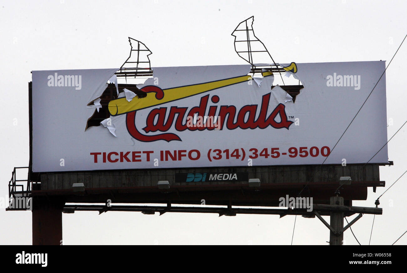 Billboards announcing the St. Louis Cardinals 2006 season are now ...