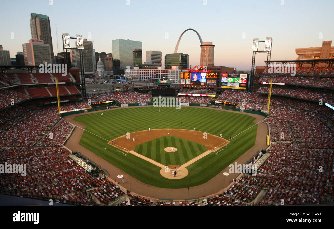 New busch stadium night in hi-res stock photography and images - Alamy