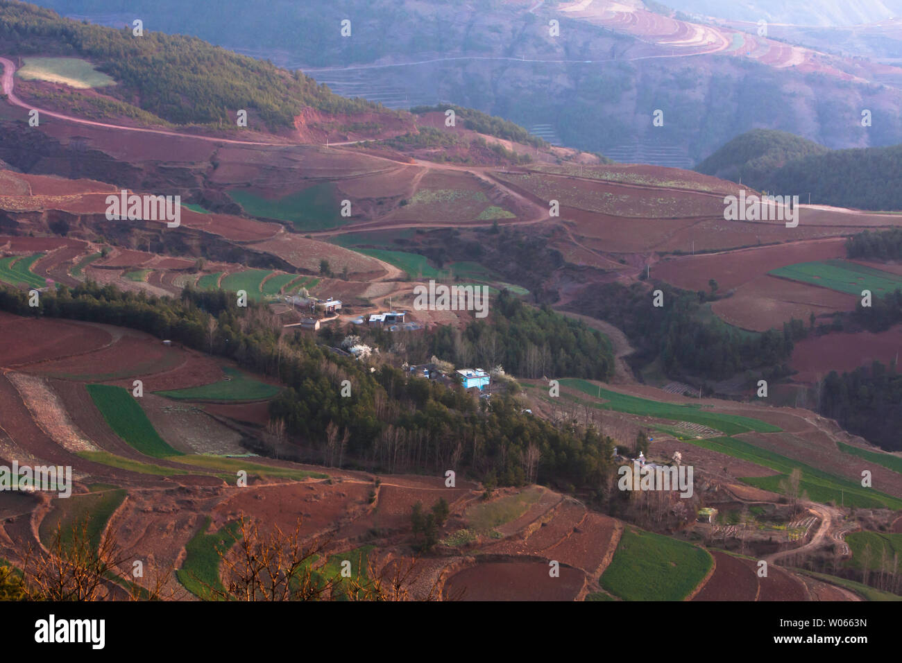 Red earth at dongchuan hi-res stock photography and images - Alamy