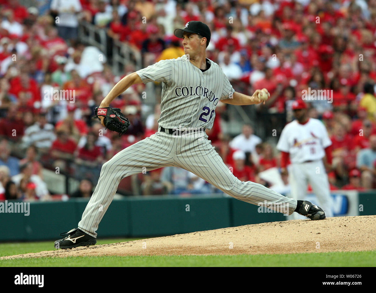Colorado Rockies pitcher Jeff Francis delivers a pitch to the St. Louis ...