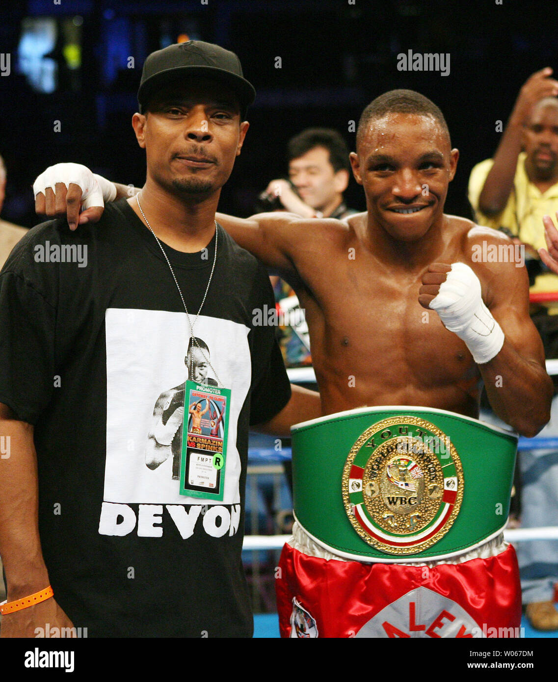 Devon cunningham hi-res stock photography and images - Alamy