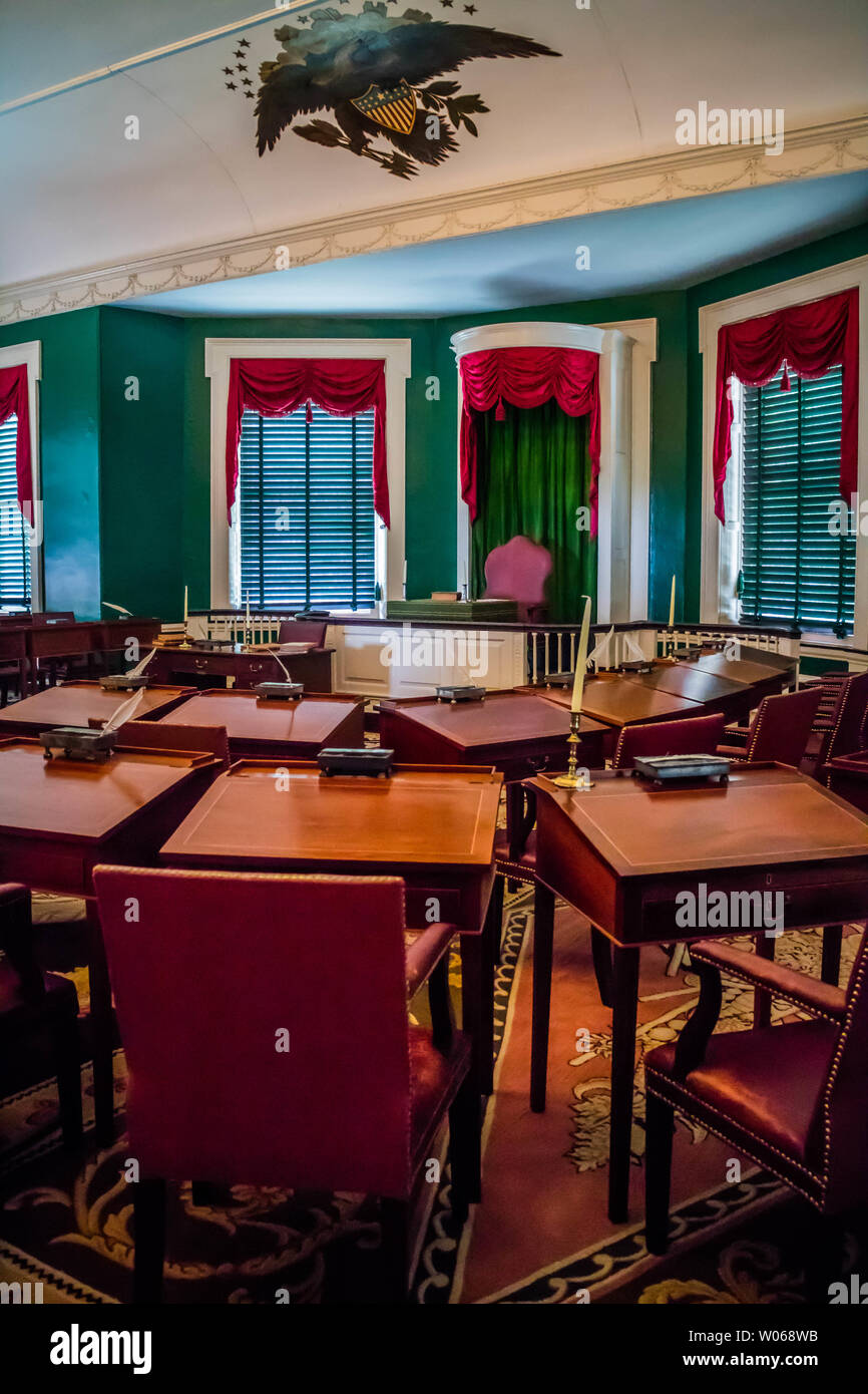 Old house chamber usa hi-res stock photography and images - Alamy