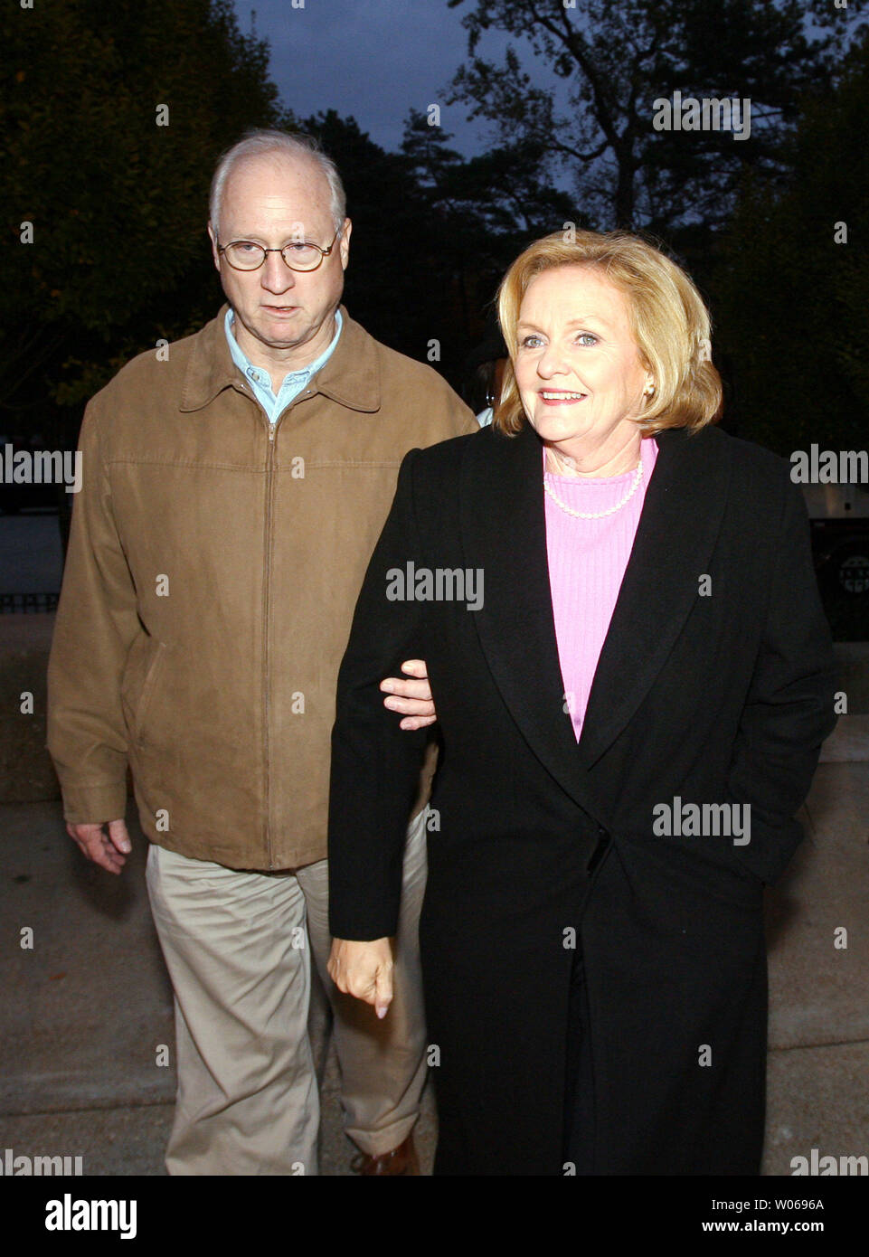 Missouri State Auditor and U.S. Senate hopeful Claire McCaskill arrives ...