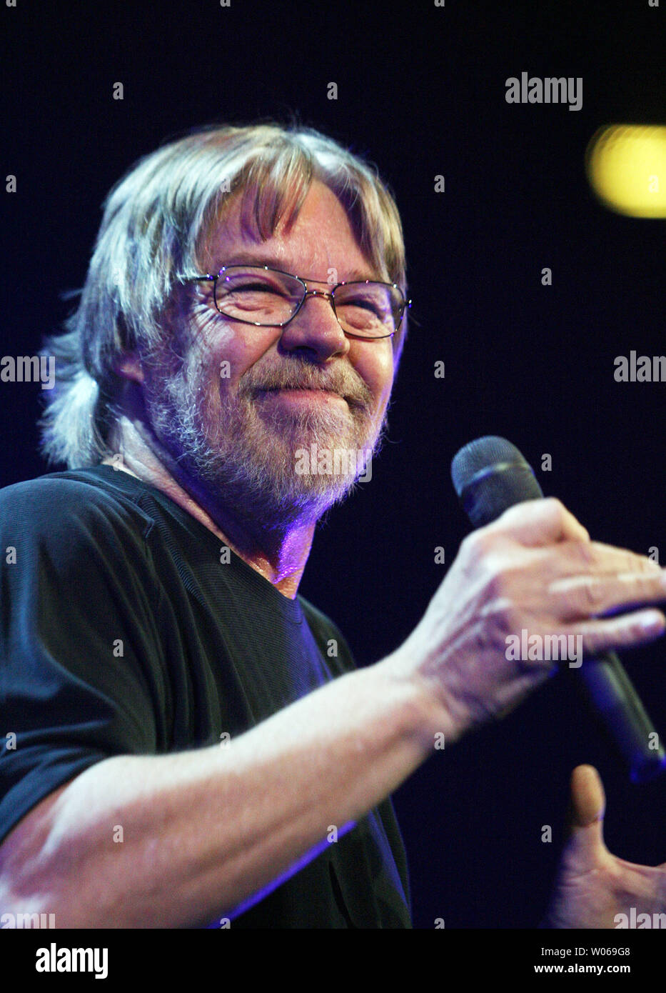 Bob Seger smiles as he sings with the Silver Bullet Band during the ...