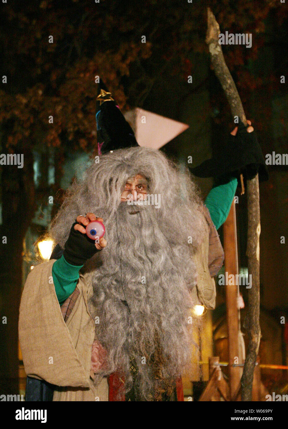 Merlin the Wizard urges people to write their regrets on paper so they ...