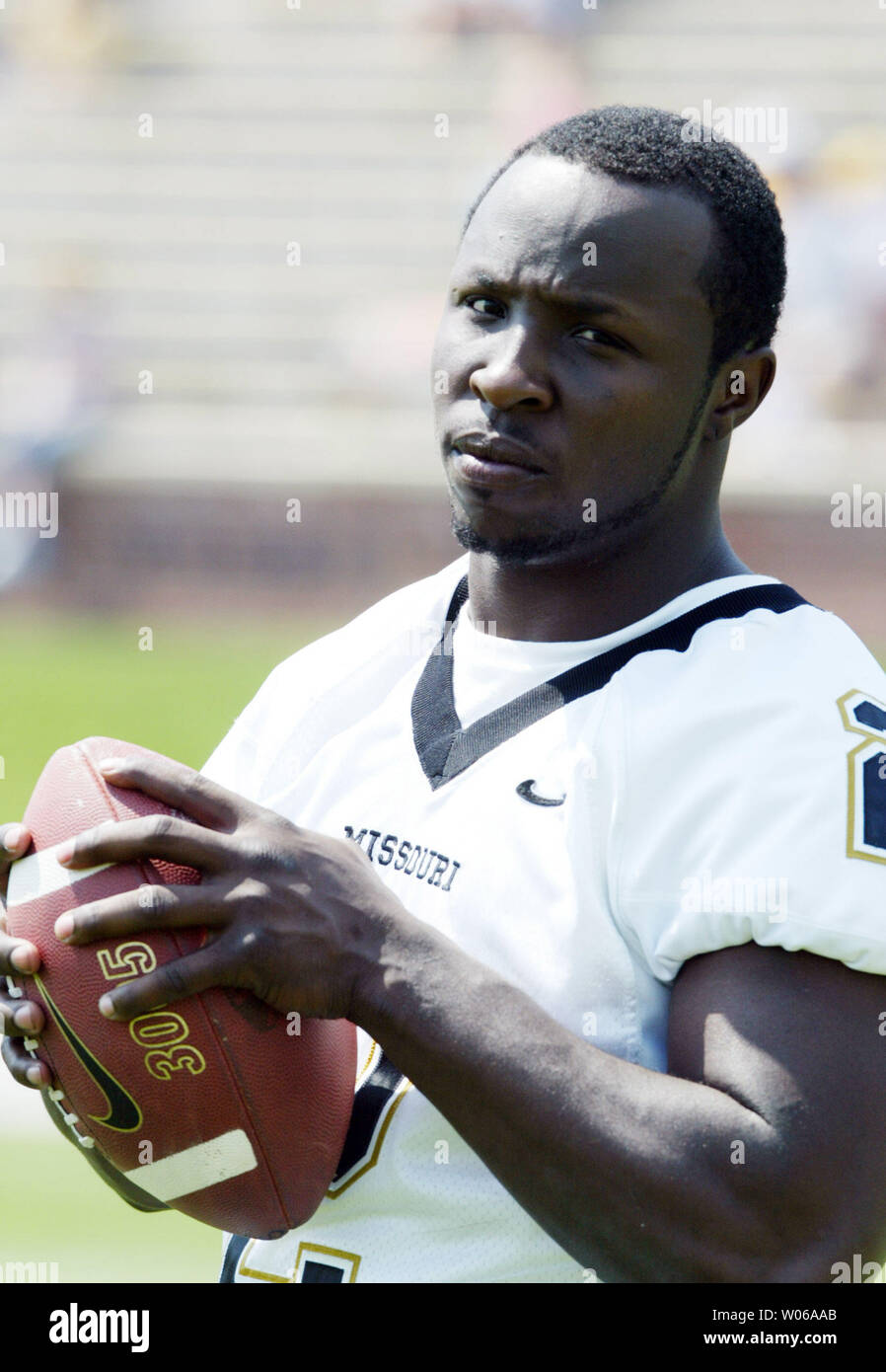 24 april 2003 hi-res stock photography and images - Alamy