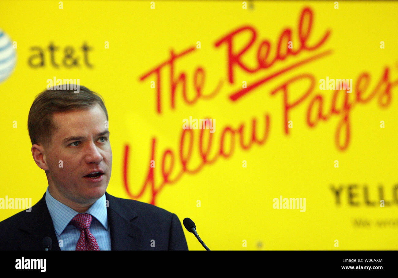 Missouri Governor Matt Blunt announces that thousand of jobs have been ...