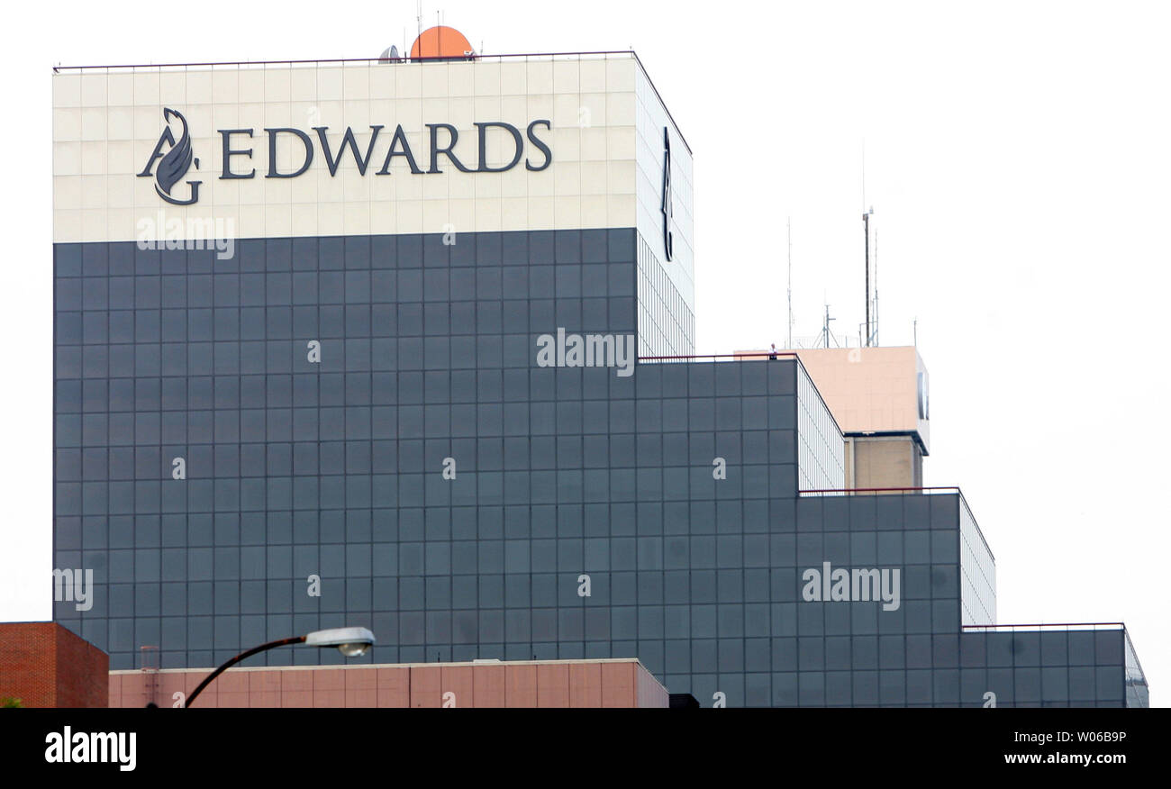 The St. Louis based campus of A.G. Edwards brokerage firm is shown in ...