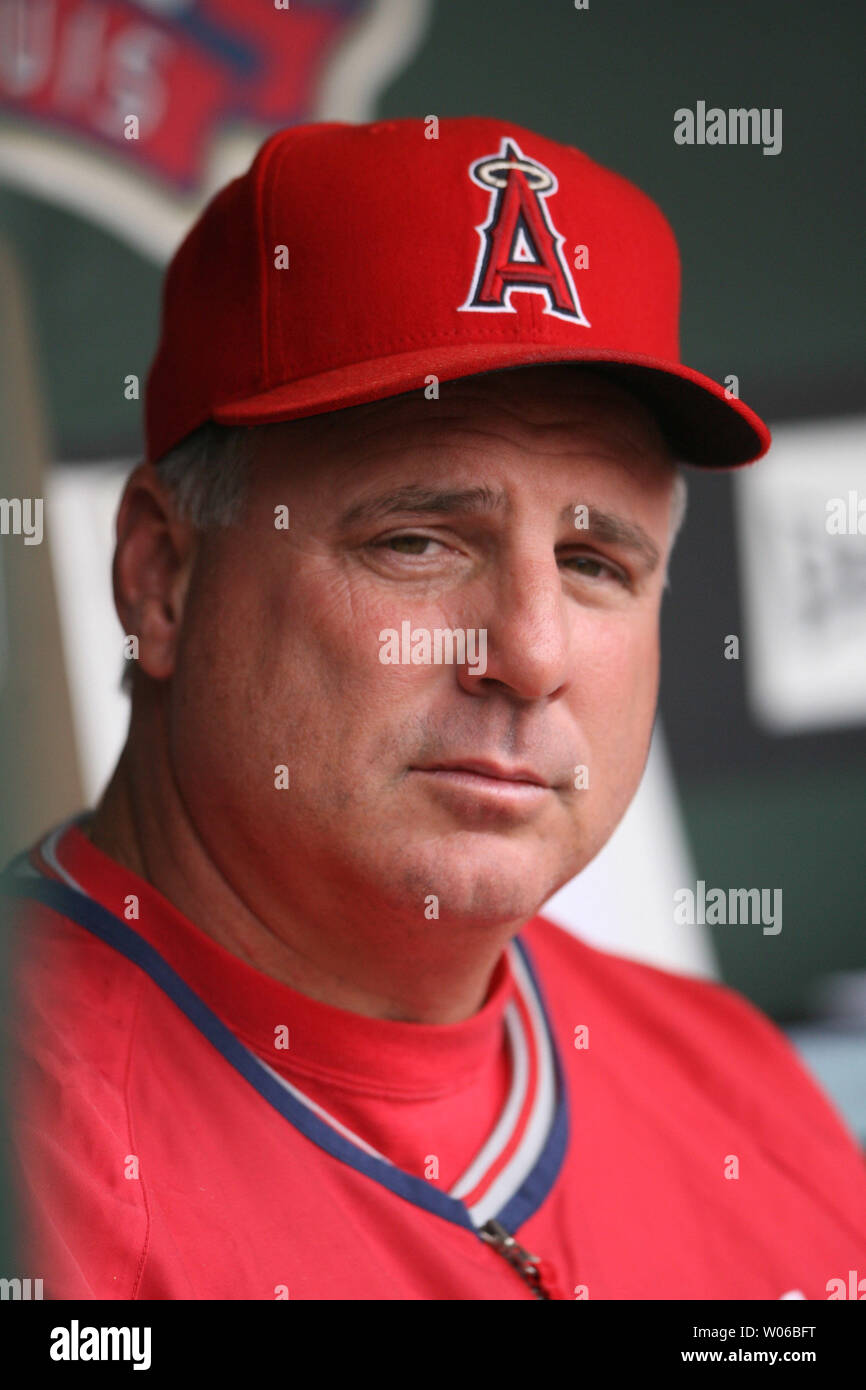 Los Angeles Angels manager Mike Scioscia watches his club as they take ...