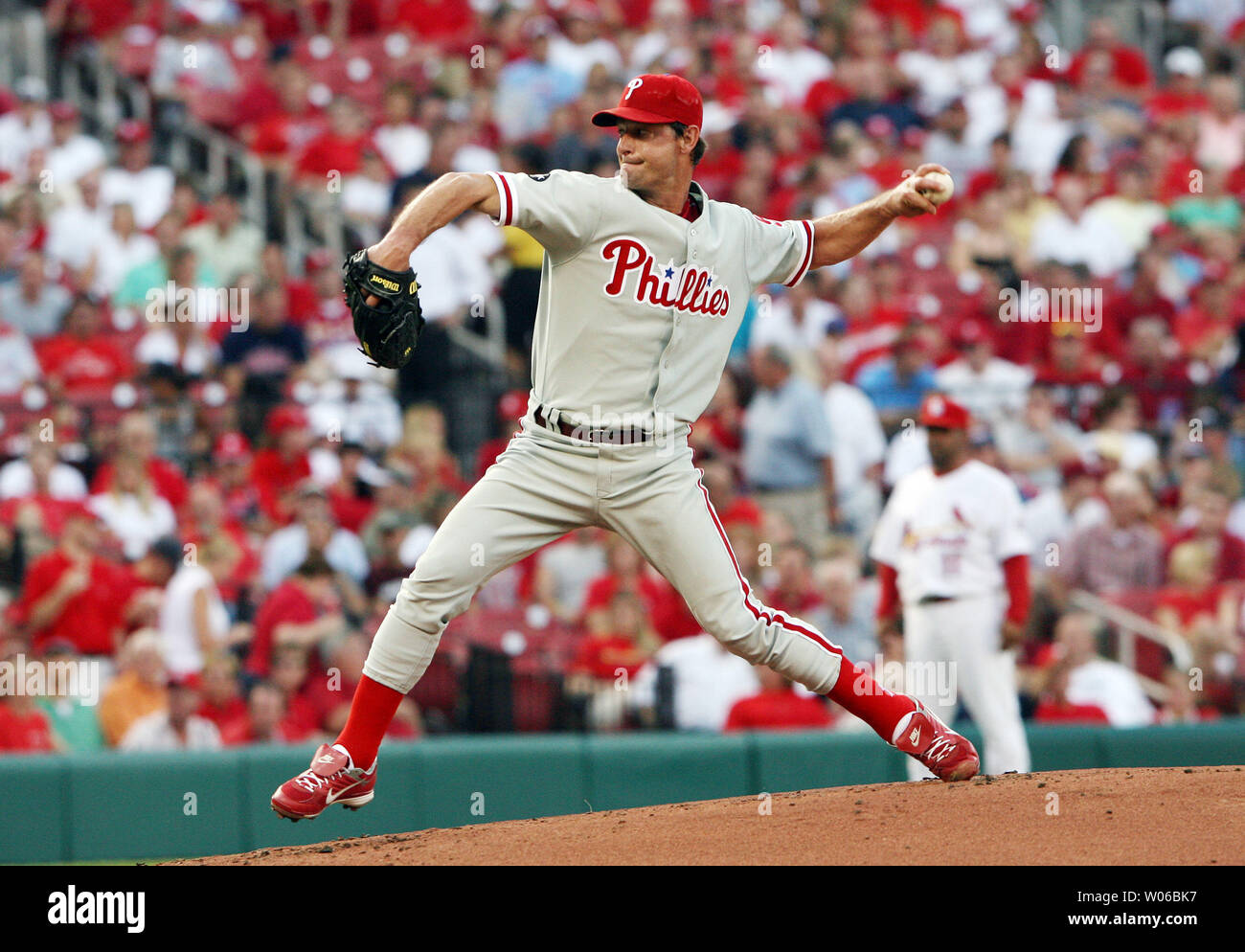 Philadelphia Phillies starting pitcher Jamie Moyer throws against the ...