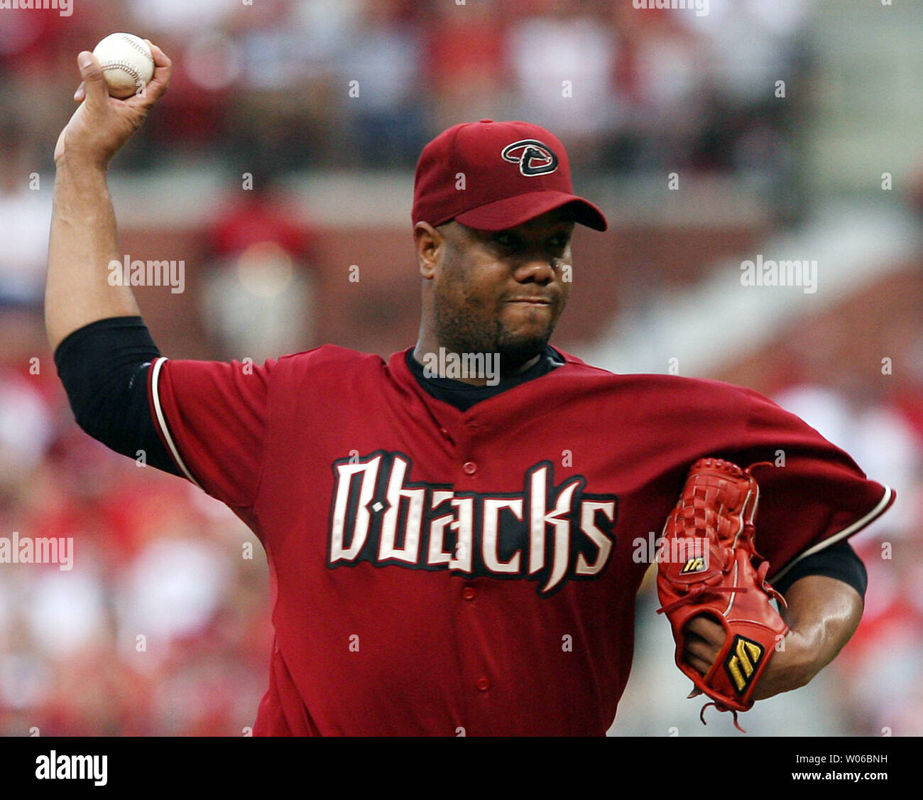 Arizona Diamondbacks starting pitcher Livan Hernandez delivers a pitch ...
