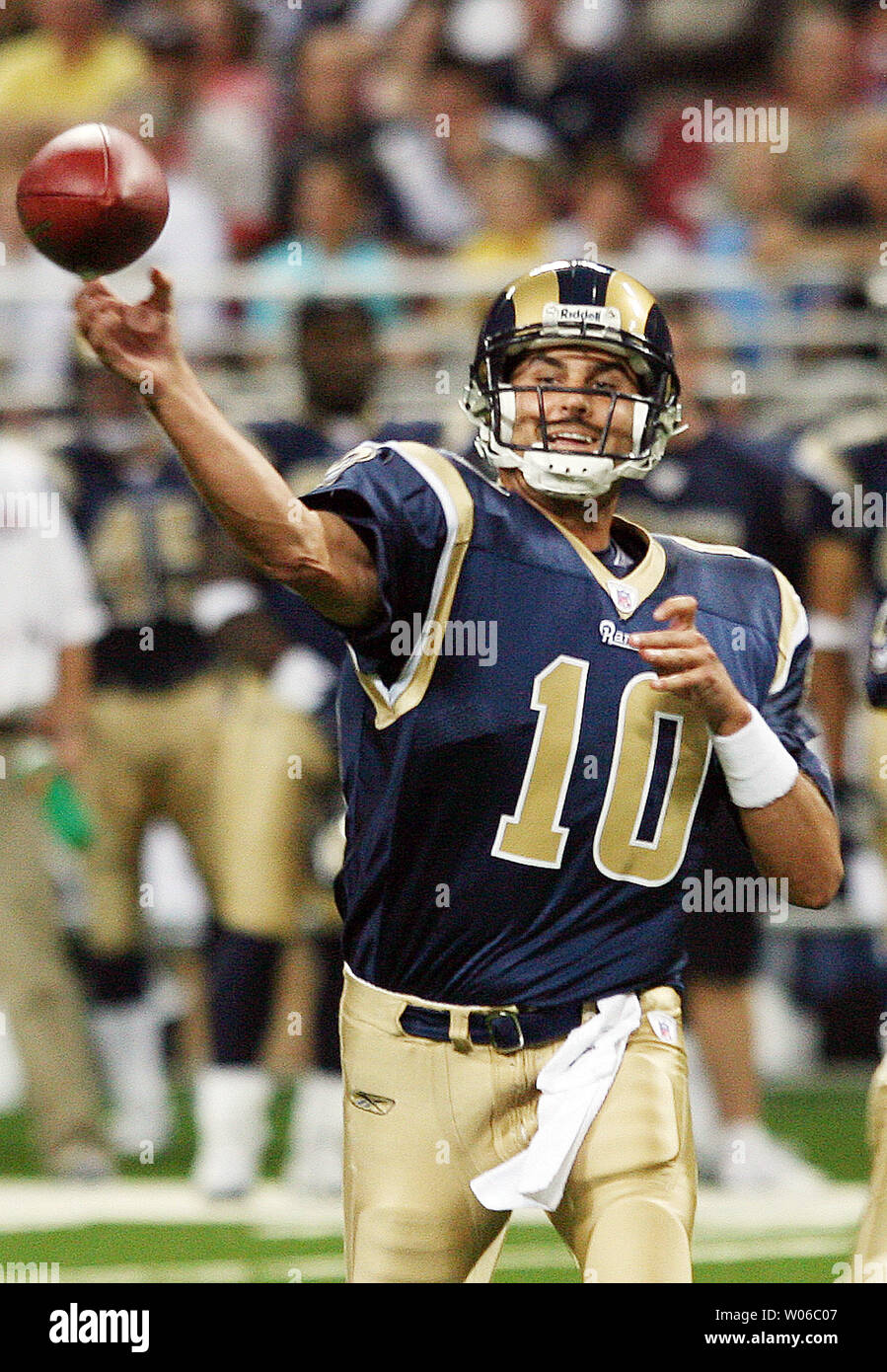 St. Louis Rams quarterback Marc Bulger passes the football during the ...