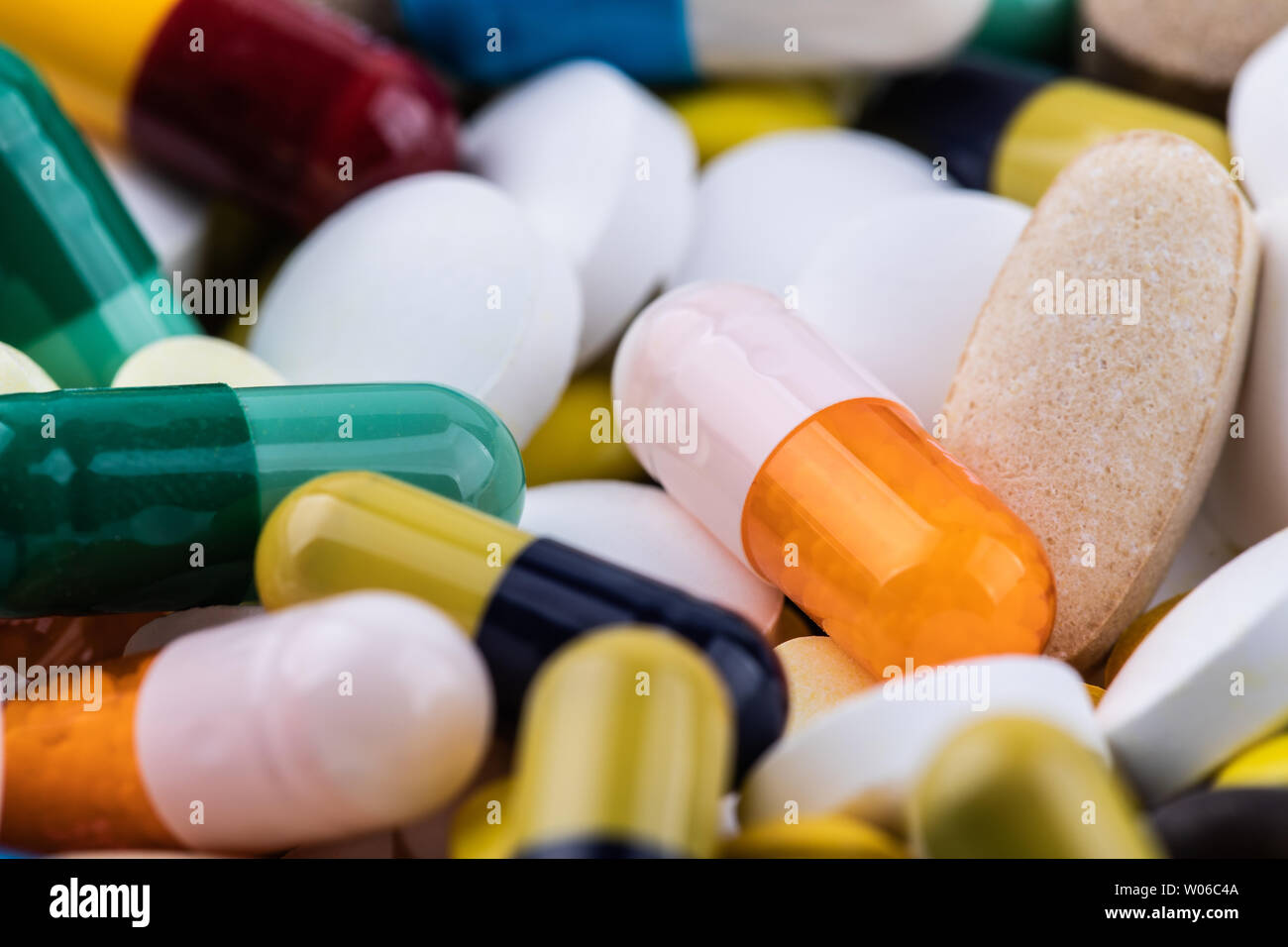 Drugs Pills High Resolution Stock Photography and Images - Alamy