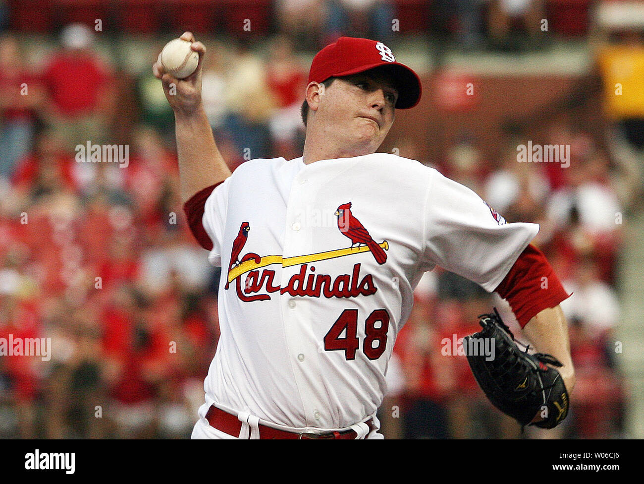 St. Louis Cardinals pitcher Brad Thompson delivers a pitch to the ...