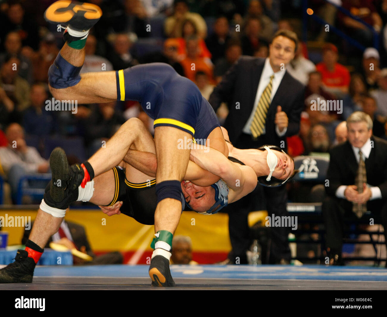 Mark perry wrestling hi-res stock photography and images - Alamy
