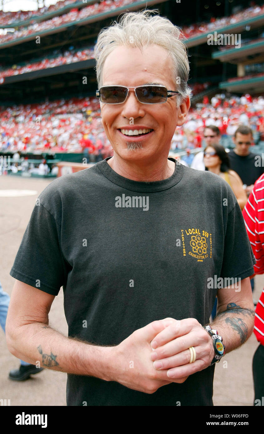 Actor Billy Bob Thornton waits to throw out a ceremonial first pitch ...