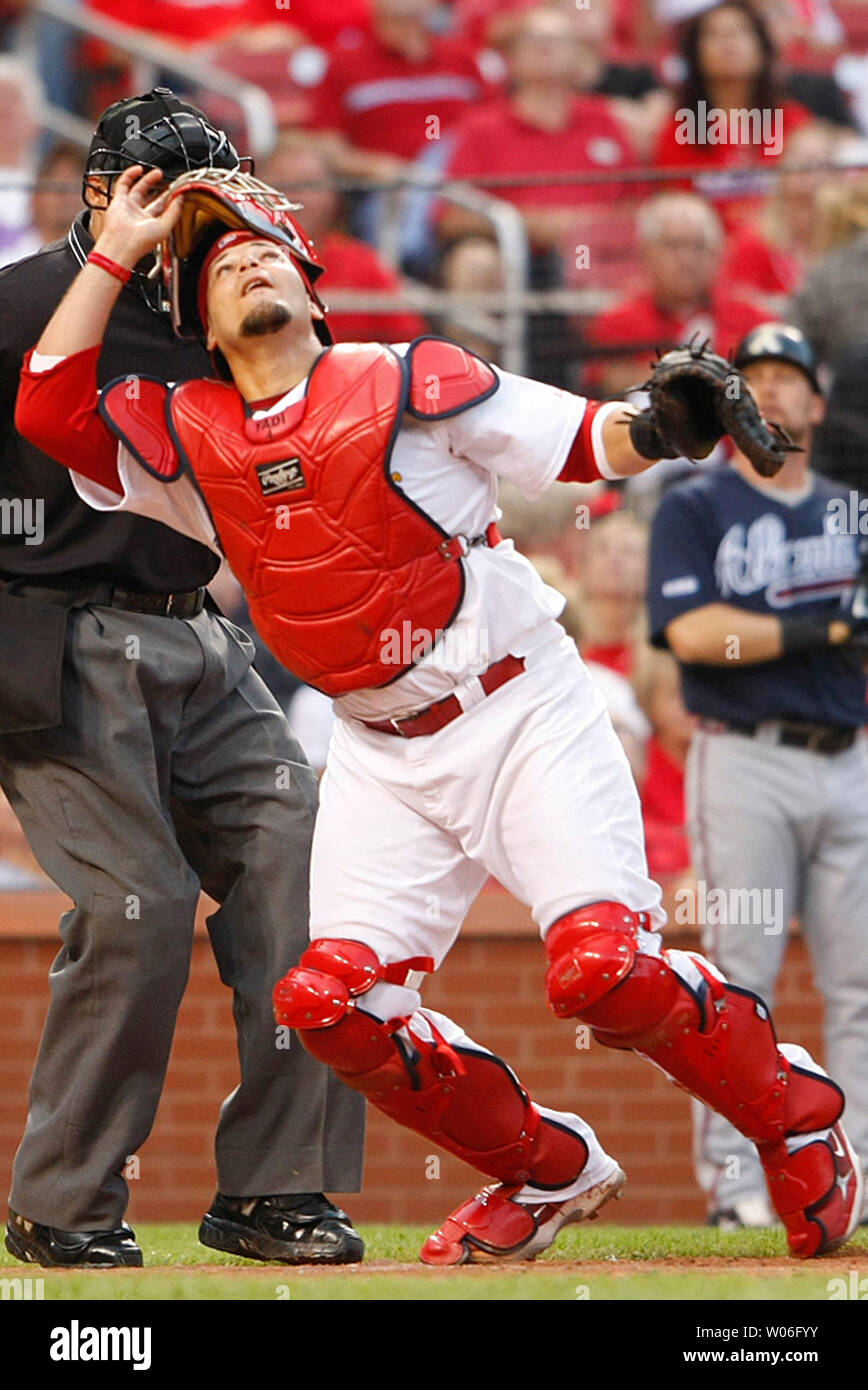 Yadier Molina Catching