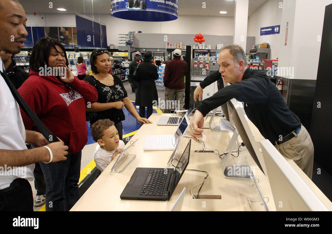 Roger edwards hi-res stock photography and images - Alamy