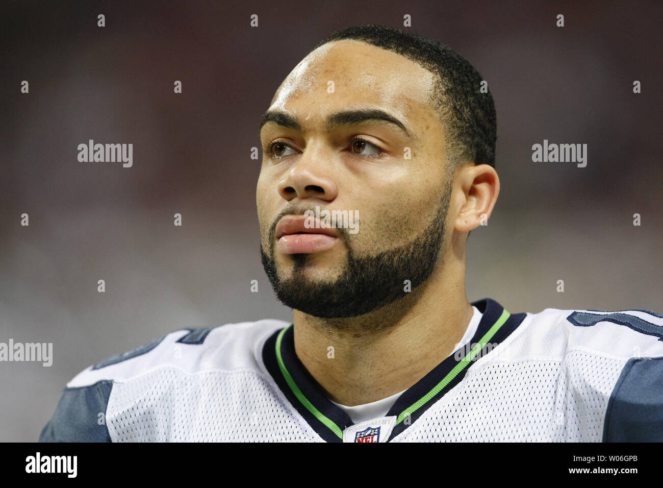 Seattle Seahawks quarterback Seneca Wallace paces the sideline in the ...