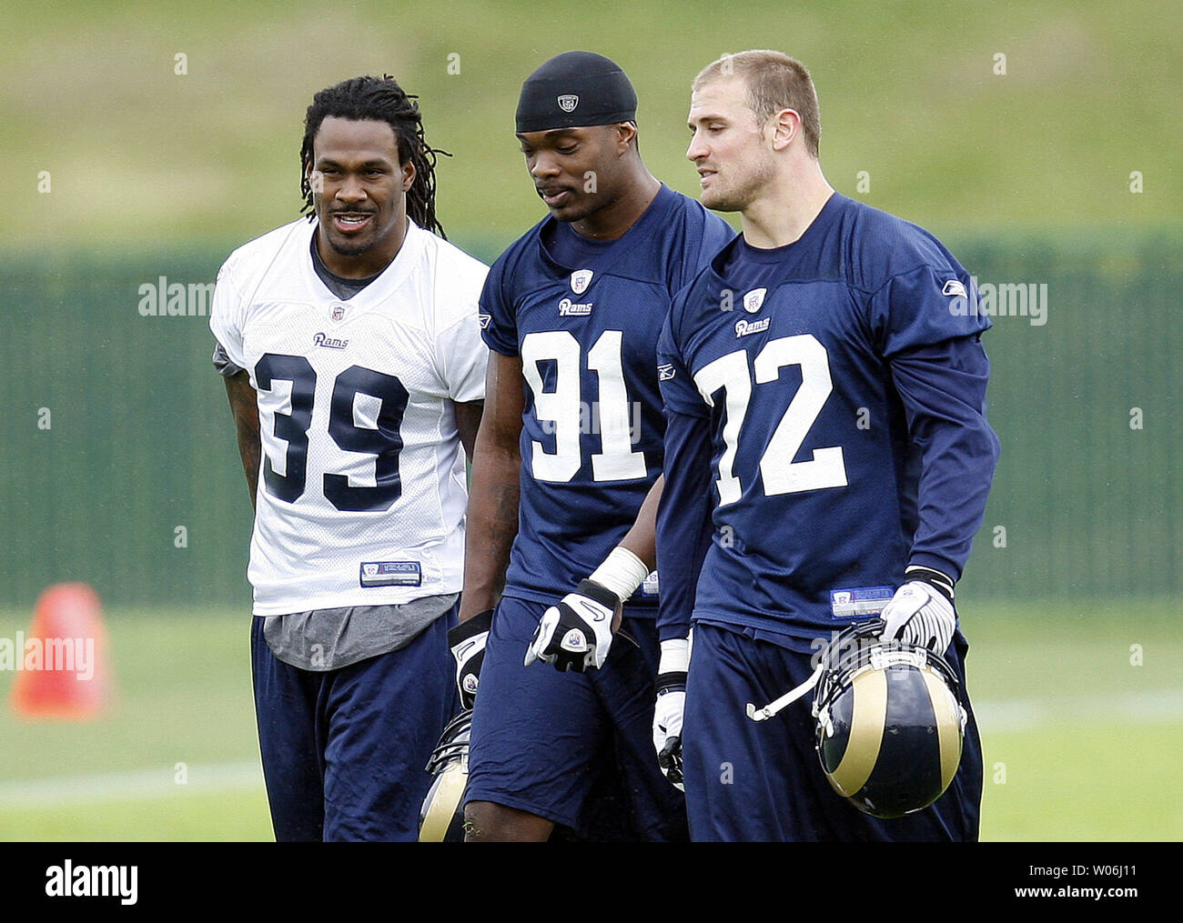 Chris long rams hi-res stock photography and images - Alamy