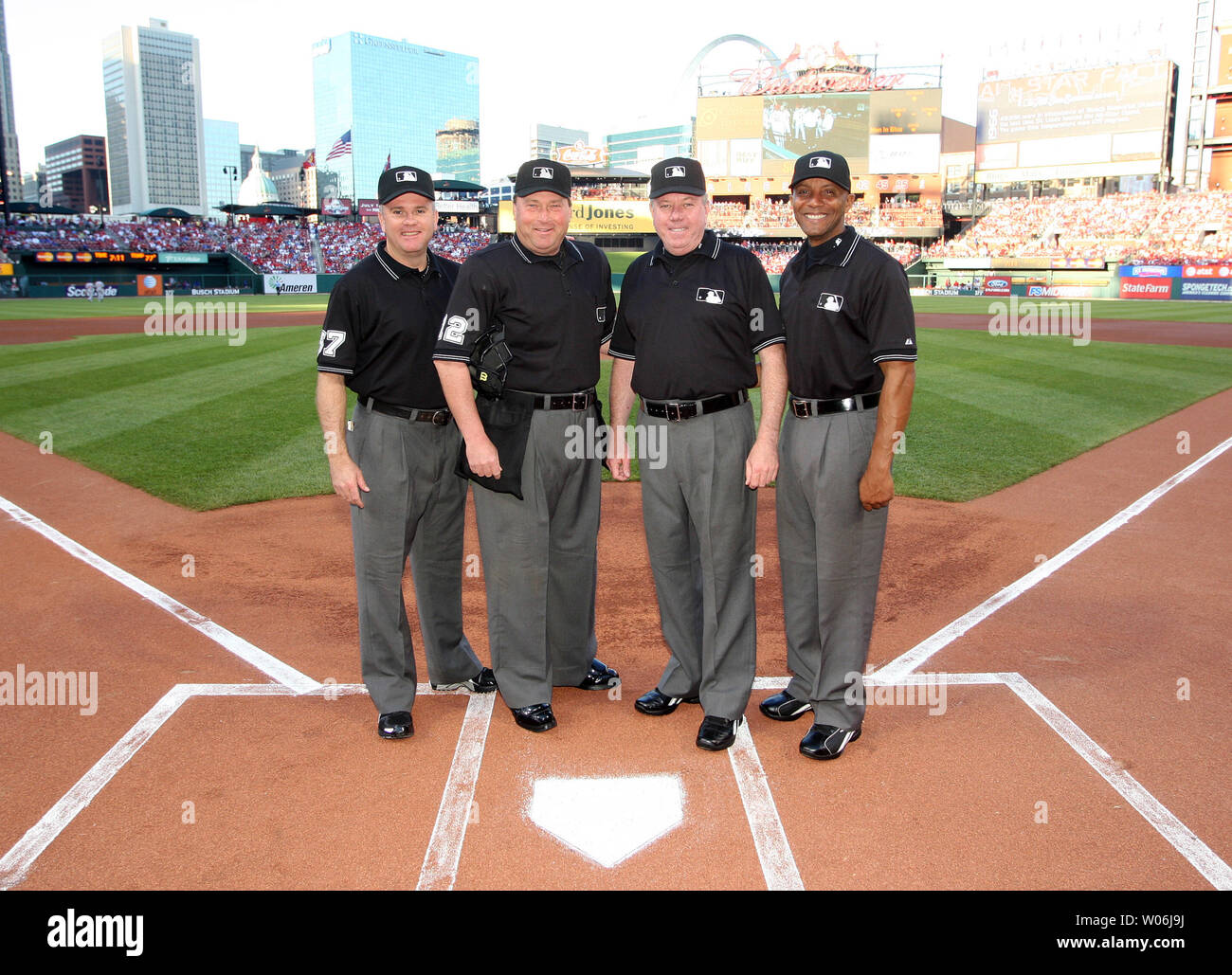 Major League umpires (L to R) Mike Everitt, Gerry Davis, Brian Gorman ...