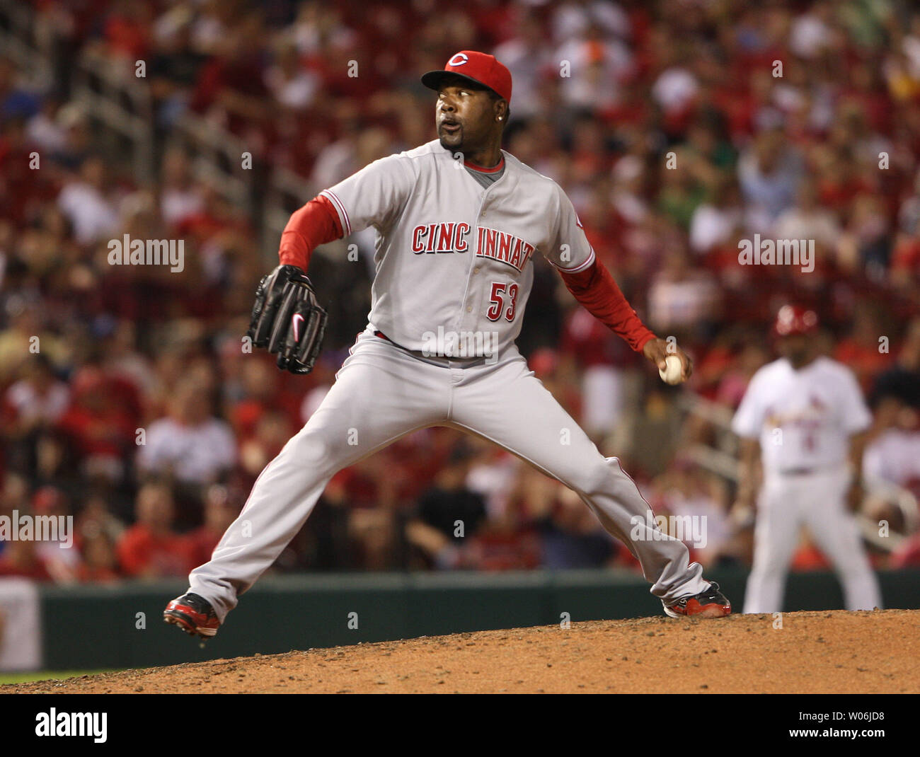 Cincinnati reds pitcher francisco cordero hi-res stock photography and ...