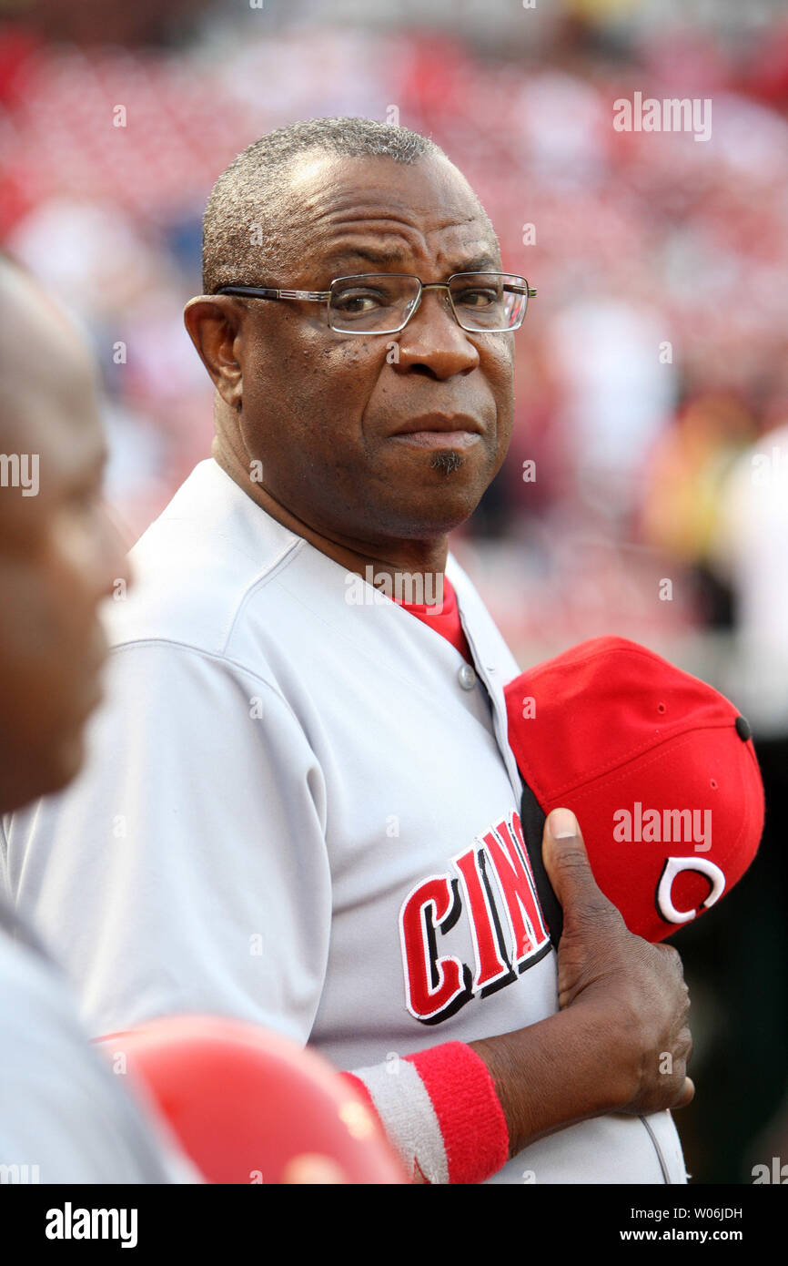 Cincinnati Reds manager Dusty Baker stands for the playing of the ...