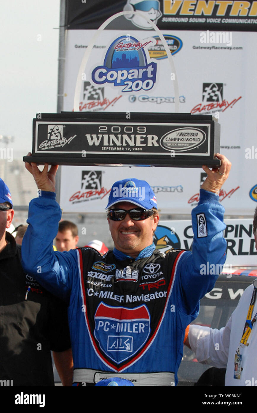 Matt black truck hi-res stock photography and images - Alamy