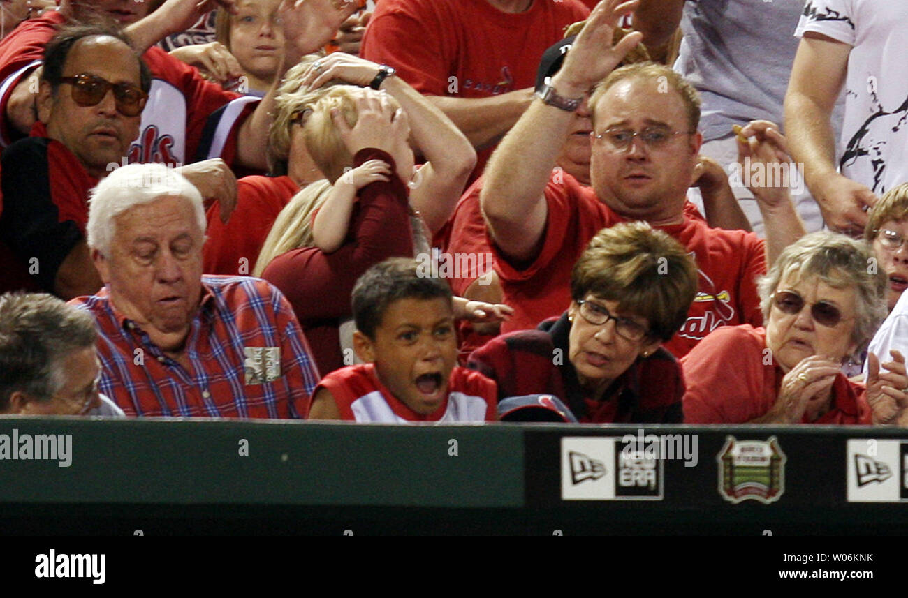 Busch stadium child hi-res stock photography and images - Alamy