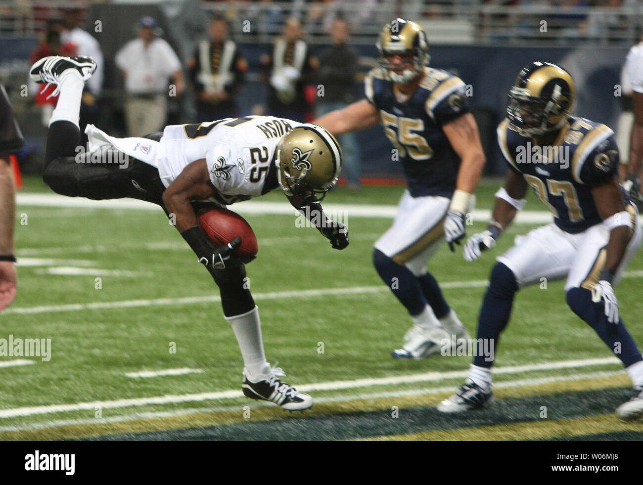 Reggie bush new orleans saints hi-res stock photography and images - Alamy