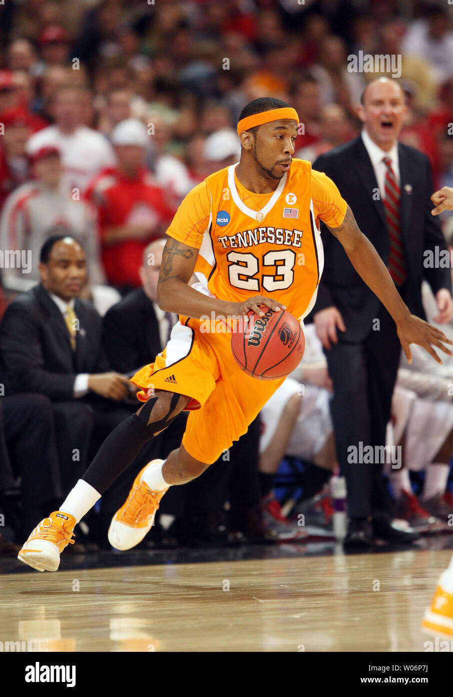 Ncaa tournament regional hi-res stock photography and images - Alamy