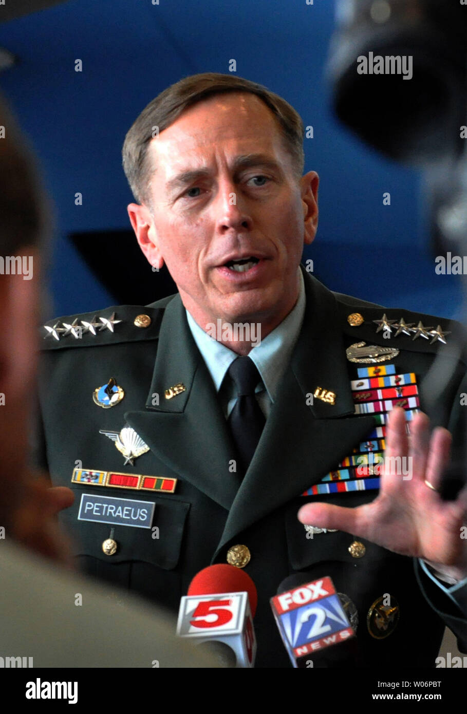 Gen. David Petraeus, commander U.S. Central Command, answers questions ...