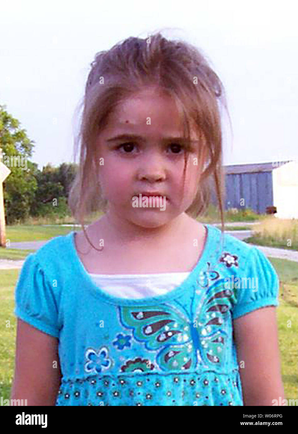 Old man wearing shorts hi-res stock photography and images - Alamy