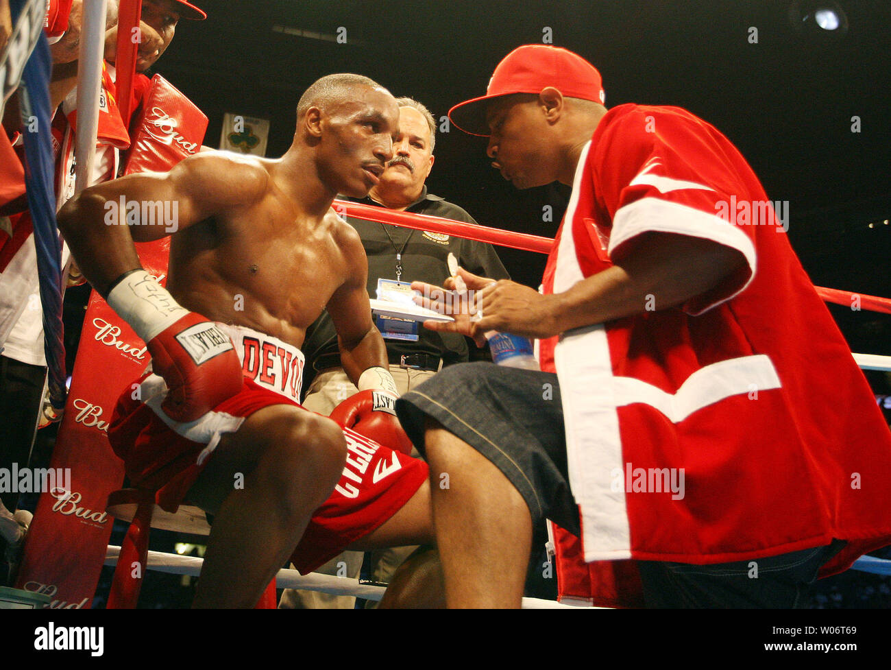 Devon cunningham hi-res stock photography and images - Alamy
