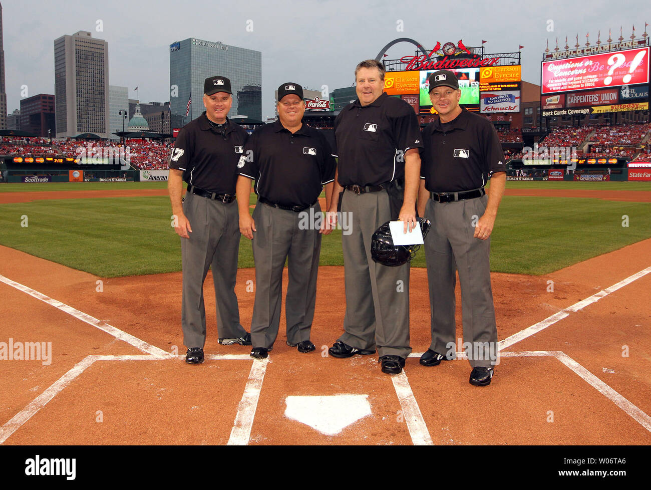 Bill everitt r hi-res stock photography and images - Alamy