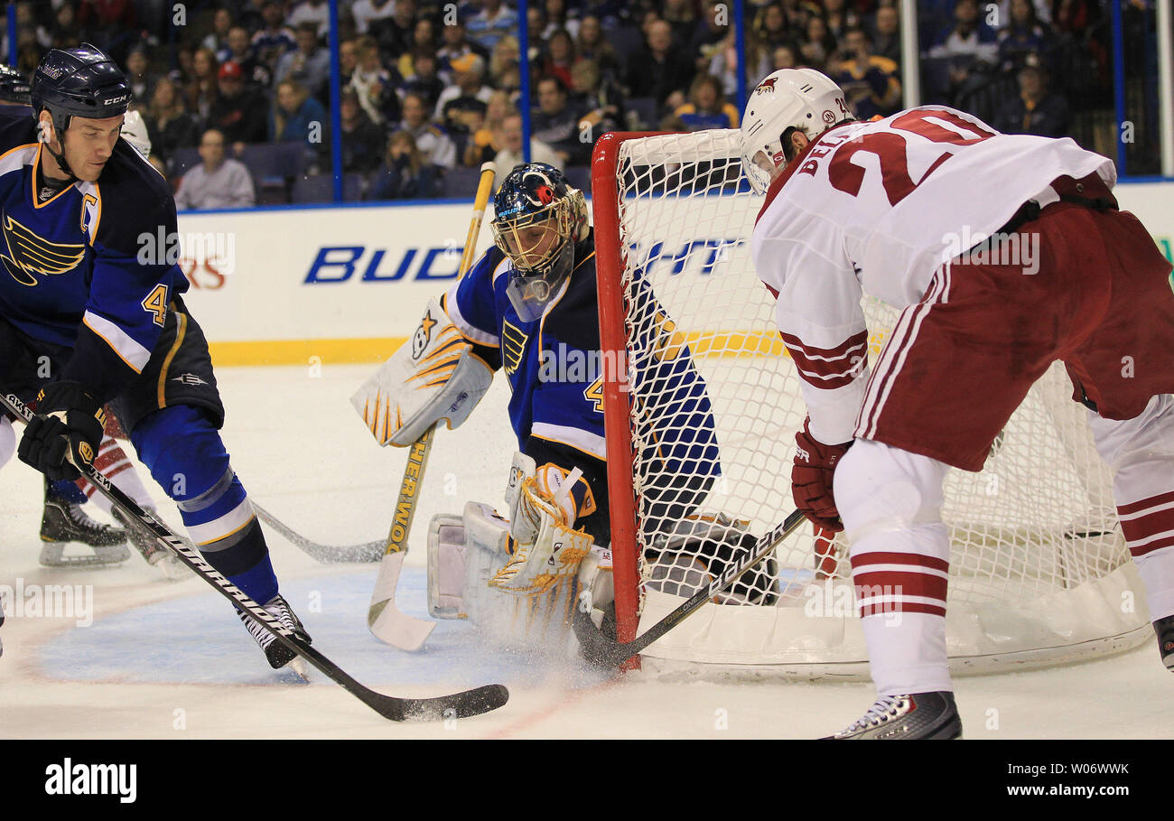 St. Louis Blues goaltender Jaroslav Halak gets his pad in place to stop ...